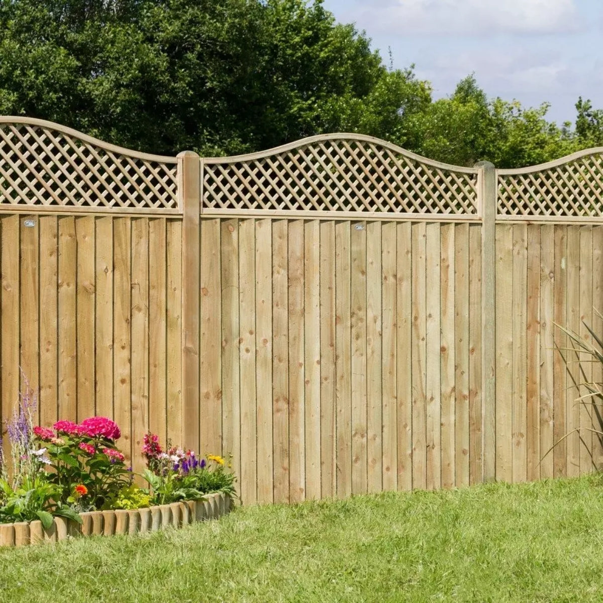 Fencing, Trellis & Edging | Garden Borders & Panels | Garden Centre ...